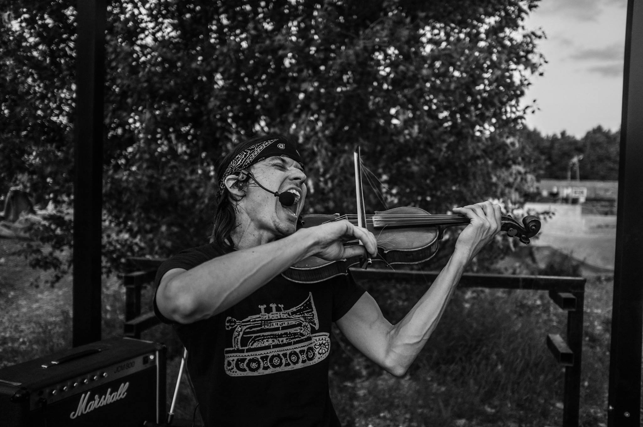 [#706] Joey Molinaro + Eugène Moderne @ Les Amarres // mercredi 10 mai ...